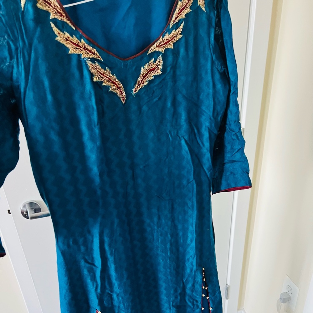 Long Pakistani/Indian Semi Formal Shirt With Two Fron… - Gem